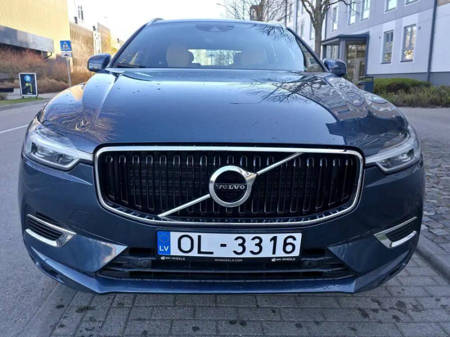 Blue Volvo XC60 2018 in Riga, with an engine capacity of 2.00 L and mileage of 66 thousand km for 26490 €, photo 3 on AUTOMOTO.COM.LV