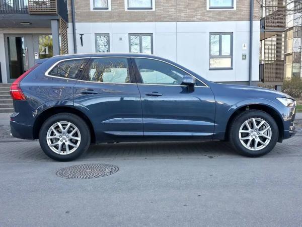 Zils Volvo XC60 2018 Rīga, ar dzinēja tilpumu 2.00 L un nobraukumu 66 tūkst. km par 26490 €, foto 4 vietnē AUTOMOTO.COM.LV