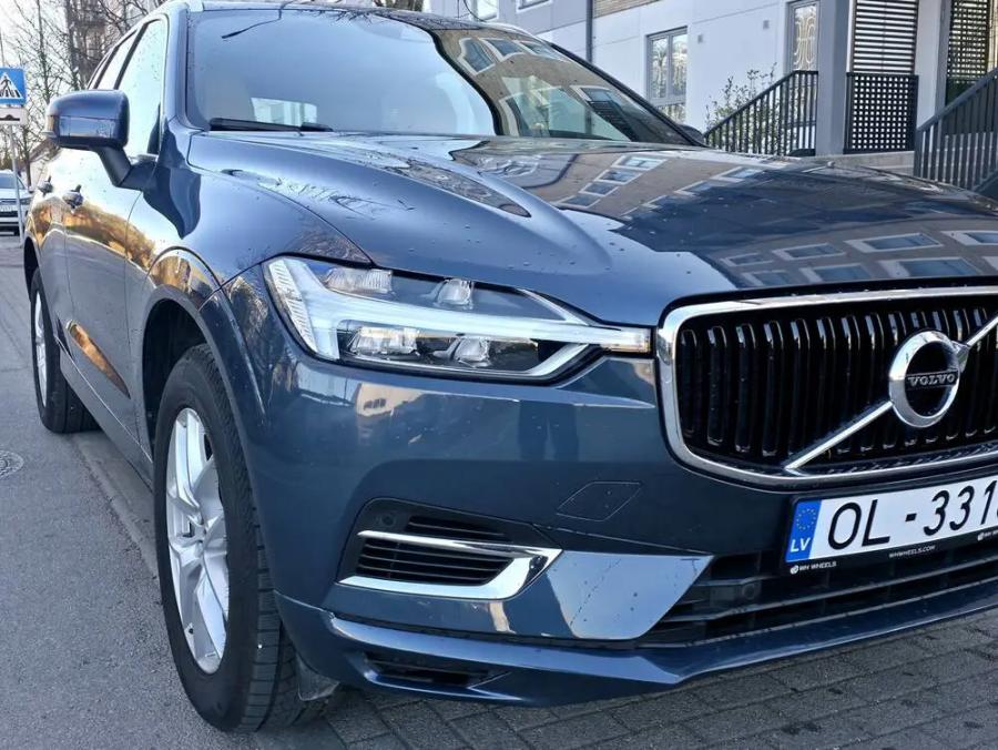 Blue Volvo XC60 2018 in Riga, with an engine capacity of 2.00 L and mileage of 66 thousand km for 26490 €, photo 33 on AUTOMOTO.COM.LV