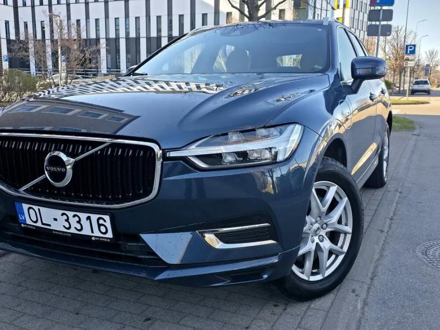 Blue Volvo XC60 2018 in Riga, with an engine capacity of 2.00 L and mileage of 66 thousand km for 26490 €, photo 55 on AUTOMOTO.COM.LV