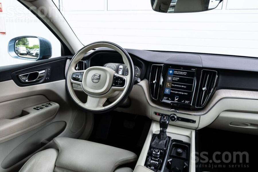Zils Volvo XC60 2018 Rīga, ar dzinēja tilpumu 2.00 L un nobraukumu 193 tūkst. km par 17950 €, foto 10 vietnē AUTOMOTO.COM.LV