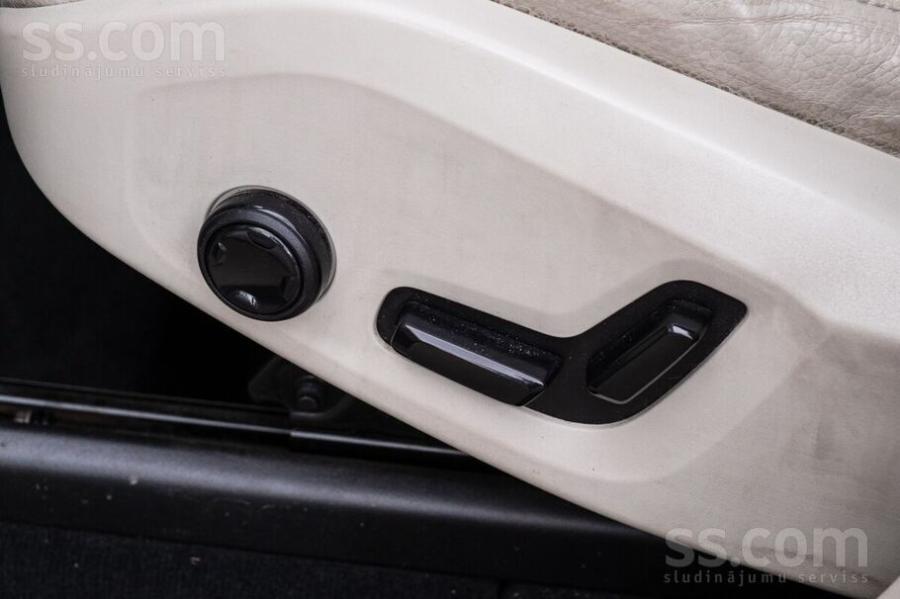 Zils Volvo XC60 2018 Rīga, ar dzinēja tilpumu 2.00 L un nobraukumu 193 tūkst. km par 17950 €, foto 20 vietnē AUTOMOTO.COM.LV