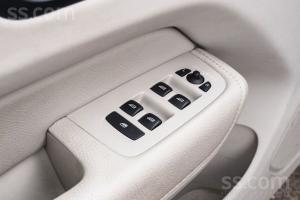 Zils Volvo XC60 2018 Rīga, ar dzinēja tilpumu 2.00 L un nobraukumu 193 tūkst. km par 17950 €, foto 22 vietnē AUTOMOTO.COM.LV