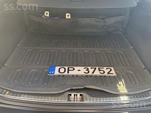 Zils Volvo XC60 2018 Jelgava, ar dzinēja tilpumu 2.00 L un nobraukumu 256 tūkst. km par 12700 €, foto 7 vietnē AUTOMOTO.COM.LV