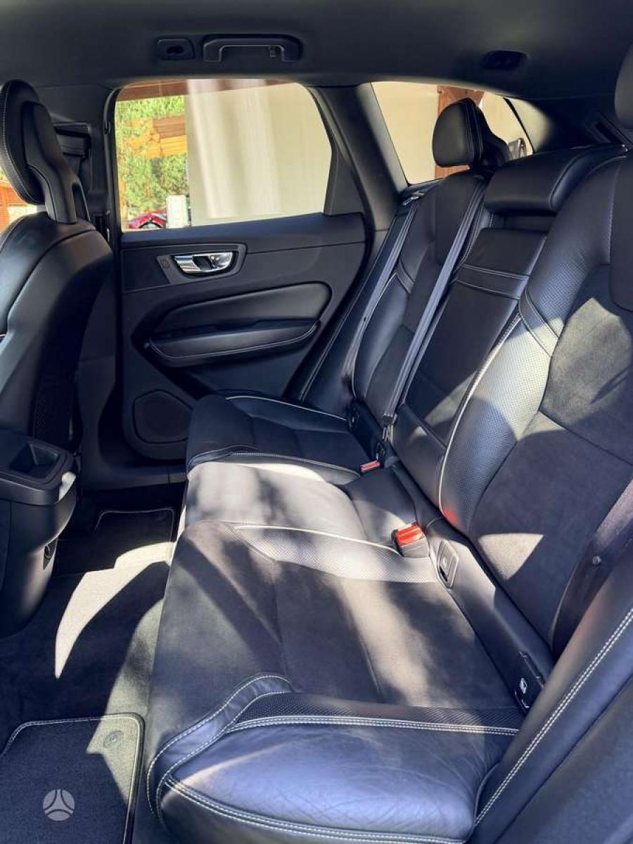 Zils Volvo XC60 2018 Klaipėda, ar dzinēja tilpumu 1.97 L un nobraukumu 153 tūkst. km par 24000 €, foto 9 vietnē AUTOMOTO.COM.LV