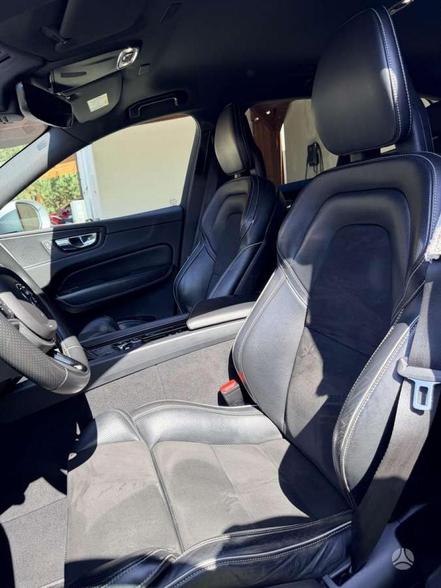 Zils Volvo XC60 2018 Klaipėda, ar dzinēja tilpumu 1.97 L un nobraukumu 153 tūkst. km par 24000 €, foto 10 vietnē AUTOMOTO.COM.LV