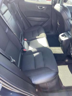 Zils Volvo XC60 2018 Panevēža, ar dzinēja tilpumu 1.97 L un nobraukumu 189 tūkst. km par 15200 €, foto 13 vietnē AUTOMOTO.COM.LV