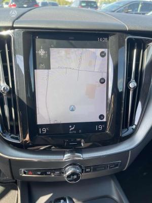 Zils Volvo XC60 2018 Panevēža, ar dzinēja tilpumu 1.97 L un nobraukumu 189 tūkst. km par 15200 €, foto 14 vietnē AUTOMOTO.COM.LV