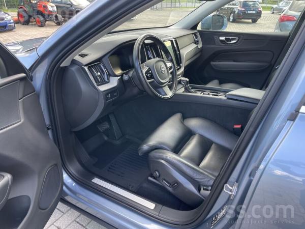Blue Volvo XC60 2018 in Ogre, with an engine capacity of 2.00 L and mileage of 111 thousand km for 22470 €, photo 10 on AUTOMOTO.COM.LV