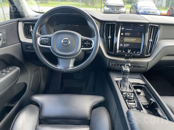 Blue Volvo XC60 2018 in Ogre, with an engine capacity of 2.00 L and mileage of 111 thousand km for 22470 €, photo 11 on AUTOMOTO.COM.LV