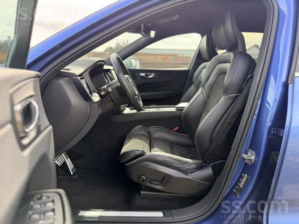 Volvo XC60 2018 Rīga vietnē Zils Volvo XC60 2018 Rīga, ar dzinēja tilpumu 2.00 L un nobraukumu 185 tūkst. km par 21995 €, foto 11 vietnē AUTOMOTO.COM.LV