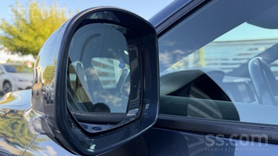 Zils Volvo XC60 2018 Rīga, ar dzinēja tilpumu 2.00 L un nobraukumu 285 tūkst. km par 17150 €, foto 14 vietnē AUTOMOTO.COM.LV