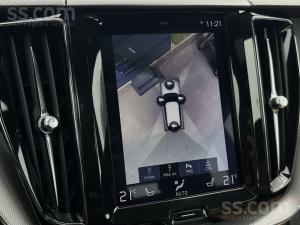 Zils Volvo XC60 2019 Jelgava, ar dzinēja tilpumu 2.00 L un nobraukumu 199 tūkst. km par 24500 €, foto 19 vietnē AUTOMOTO.COM.LV