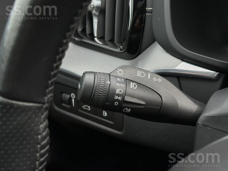 Zils Volvo XC60 2019 Jelgava, ar dzinēja tilpumu 2.00 L un nobraukumu 199 tūkst. km par 24500 €, foto 28 vietnē AUTOMOTO.COM.LV