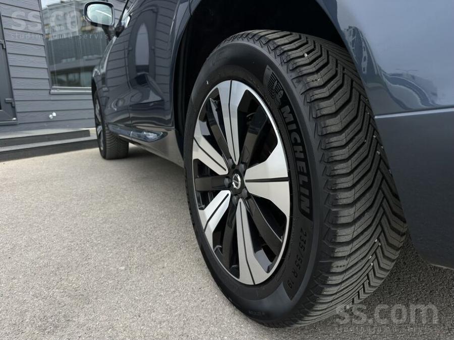 Zils Volvo XC60 2019 Jelgava, ar dzinēja tilpumu 2.00 L un nobraukumu 199 tūkst. km par 24500 €, foto 34 vietnē AUTOMOTO.COM.LV