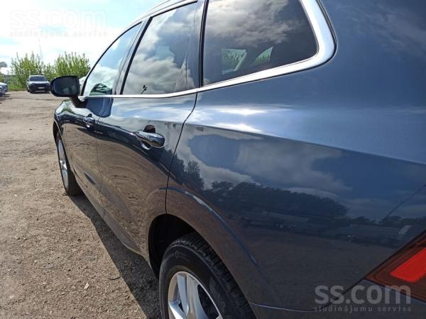 Zils Volvo XC60 2019 Daugavpils, ar dzinēja tilpumu 2.00 L un nobraukumu 0 tūkst. km par 19950 €, foto 6 vietnē AUTOMOTO.COM.LV