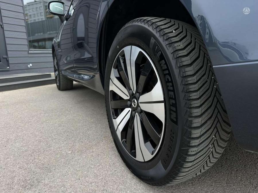 Zils Volvo XC60 2019 Šauļi, ar dzinēja tilpumu 1.97 L un nobraukumu 199 tūkst. km par 23400 €, foto 34 vietnē AUTOMOTO.COM.LV