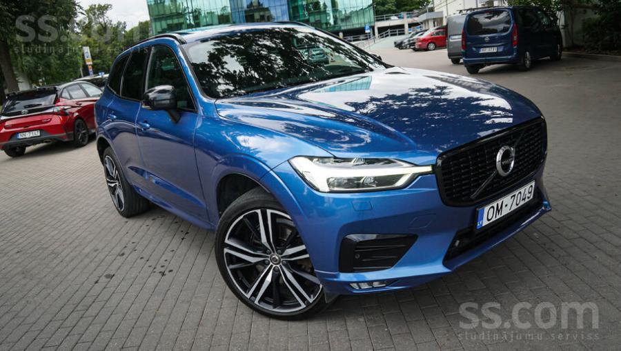 Blue Volvo XC60 2019 in Riga, with an engine capacity of 2.00 L and mileage of 250 thousand km for 19950 €, photo 5 on AUTOMOTO.COM.LV