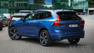 Blue Volvo XC60 2019 in Riga, with an engine capacity of 2.00 L and mileage of 250 thousand km for 19950 €, photo 7 on AUTOMOTO.COM.LV