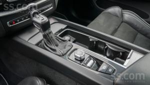 Blue Volvo XC60 2019 in Riga, with an engine capacity of 2.00 L and mileage of 250 thousand km for 19950 €, photo 20 on AUTOMOTO.COM.LV