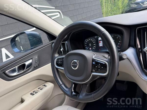 Blue Volvo XC60 2019 in Valmiera, with an engine capacity of 2.00 L and mileage of 116 thousand km for 26200 €, photo 8 on AUTOMOTO.COM.LV