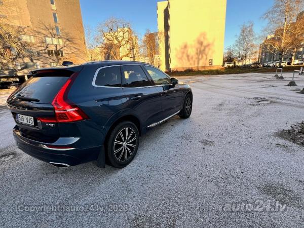 Blue Volvo XC60 2019 in Tallinn, with an engine capacity of 2.00 L and mileage of 61 thousand km for 28750 €, photo 8 on AUTOMOTO.COM.LV