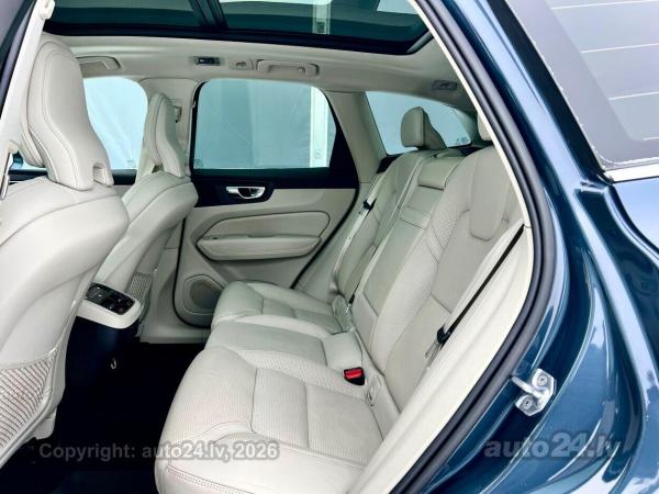 Zils Volvo XC60 2020 Tallina, ar dzinēja tilpumu 2.00 L un nobraukumu 101 tūkst. km par 30999 €, foto 10 vietnē AUTOMOTO.COM.LV