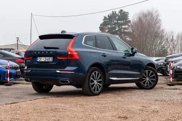 Zils Volvo XC60 2020 Rīga, ar dzinēja tilpumu 2.00 L un nobraukumu 249 tūkst. km par 18995 €, foto 8 vietnē AUTOMOTO.COM.LV