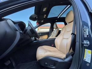 Blue Volvo XC60 2020 in Vilnius, with an engine capacity of 2.00 L and mileage of 90 thousand km for 25400 €, photo 11 on AUTOMOTO.COM.LV