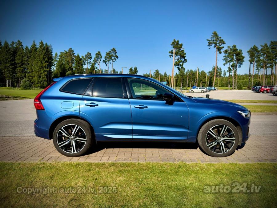 Zils Volvo XC60 2020 Pērnava, ar dzinēja tilpumu 2.00 L un nobraukumu 145 tūkst. km par 3 €, foto 9 vietnē AUTOMOTO.COM.LV
