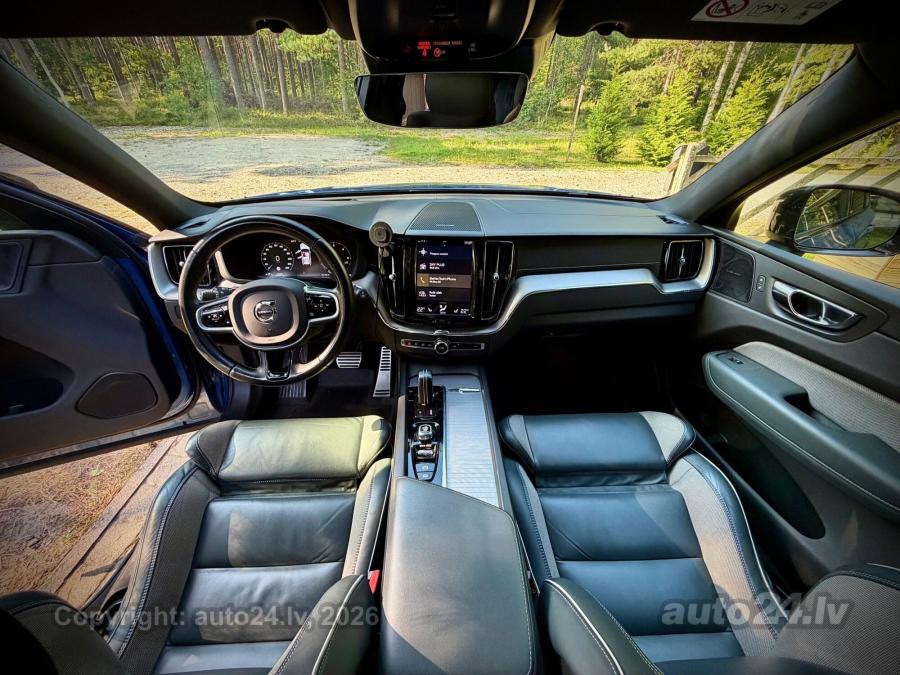 Zils Volvo XC60 2020 Pērnava, ar dzinēja tilpumu 2.00 L un nobraukumu 145 tūkst. km par 3 €, foto 16 vietnē AUTOMOTO.COM.LV