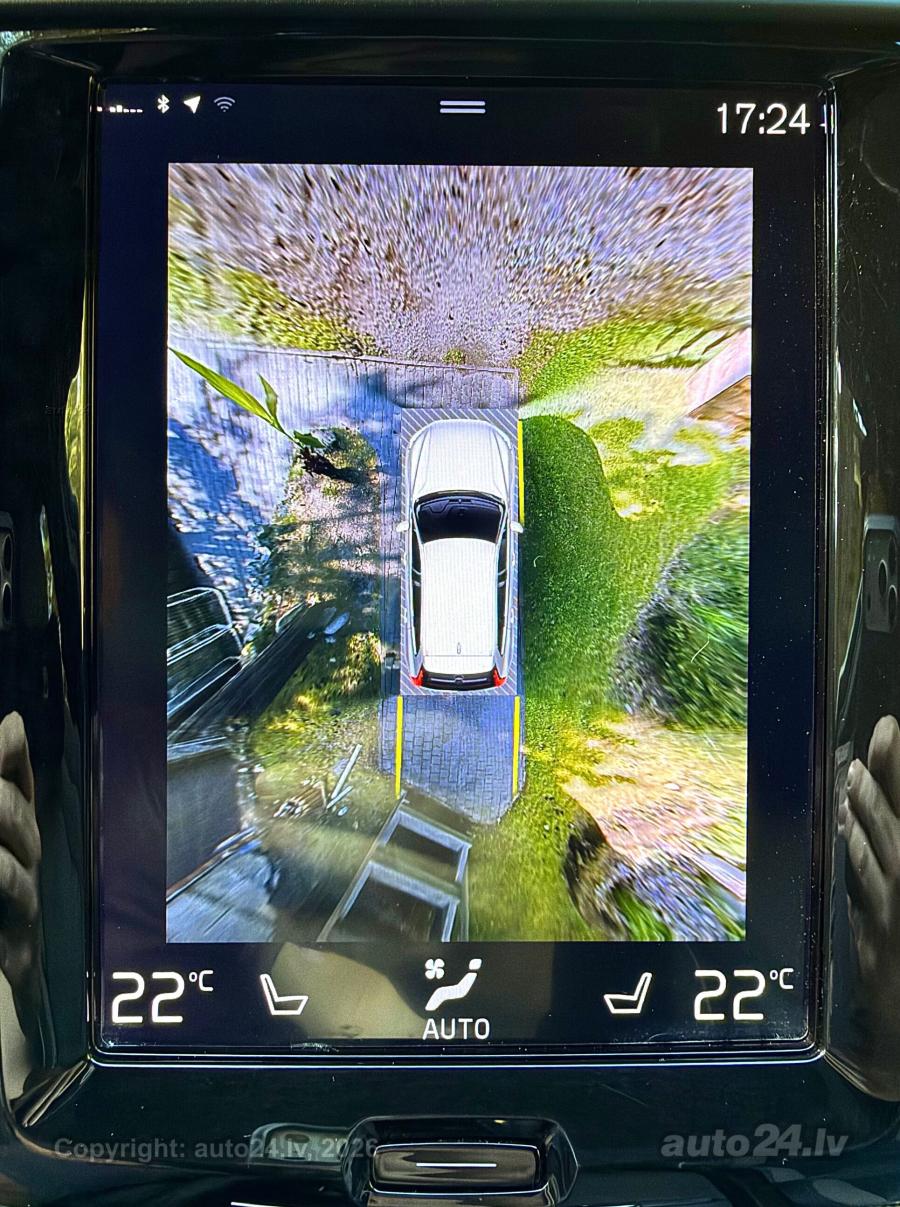 Zils Volvo XC60 2020 Pērnava, ar dzinēja tilpumu 2.00 L un nobraukumu 145 tūkst. km par 3 €, foto 25 vietnē AUTOMOTO.COM.LV