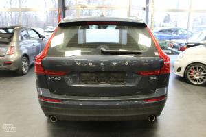 Blue Volvo XC60 2021 in Kaunas, with an engine capacity of 2.00 L and mileage of 87 thousand km for 30104 €, photo 5 on AUTOMOTO.COM.LV