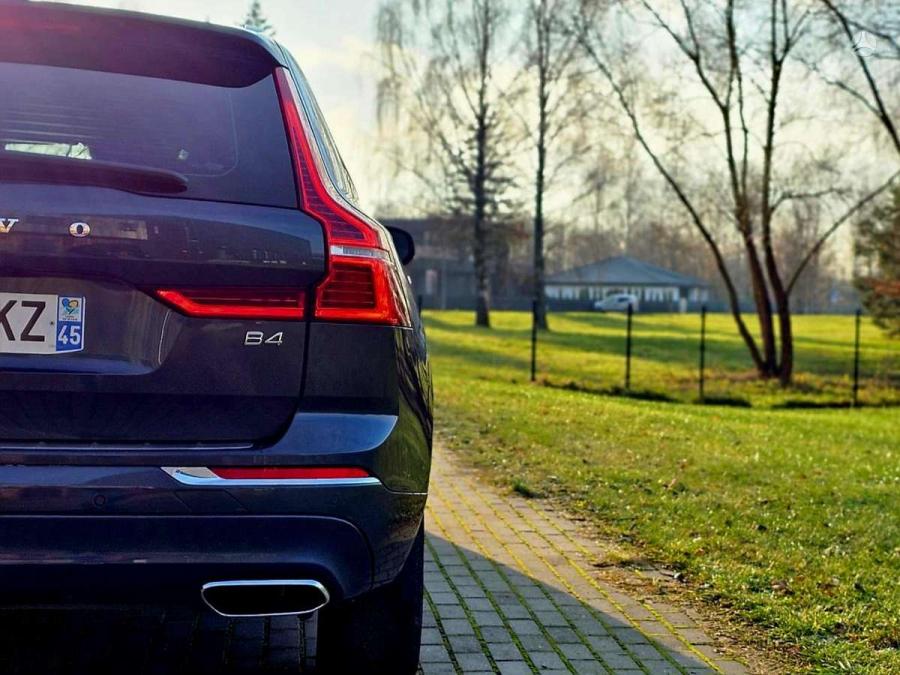 Zils Volvo XC60 2021 Tauragė, ar dzinēja tilpumu 1.97 L un nobraukumu 250 tūkst. km par 20500 €, foto 12 vietnē AUTOMOTO.COM.LV