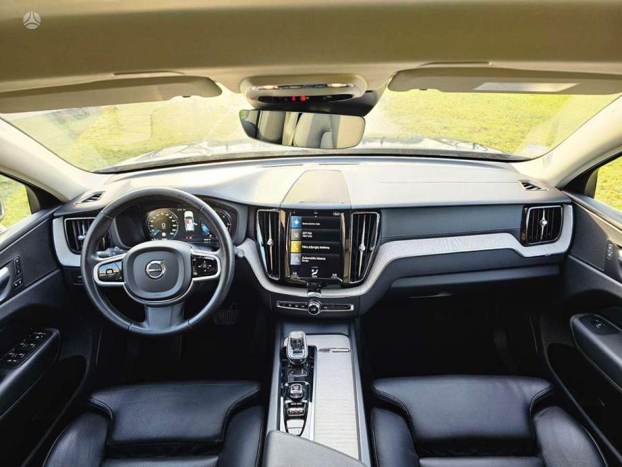Zils Volvo XC60 2021 Tauragė, ar dzinēja tilpumu 1.97 L un nobraukumu 250 tūkst. km par 20500 €, foto 17 vietnē AUTOMOTO.COM.LV