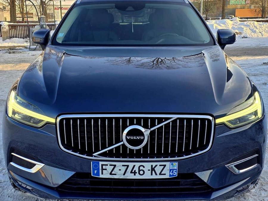 Blue Volvo XC60 2021 in Taurage, with an engine capacity of 1.97 L and mileage of 250 thousand km for 20500 €, photo 1 on AUTOMOTO.COM.LV