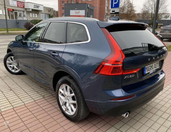 Blue Volvo XC60 2021 in Marijampole, with an engine capacity of 1.97 L and mileage of 112 thousand km for 25499 €, photo 4 on AUTOMOTO.COM.LV