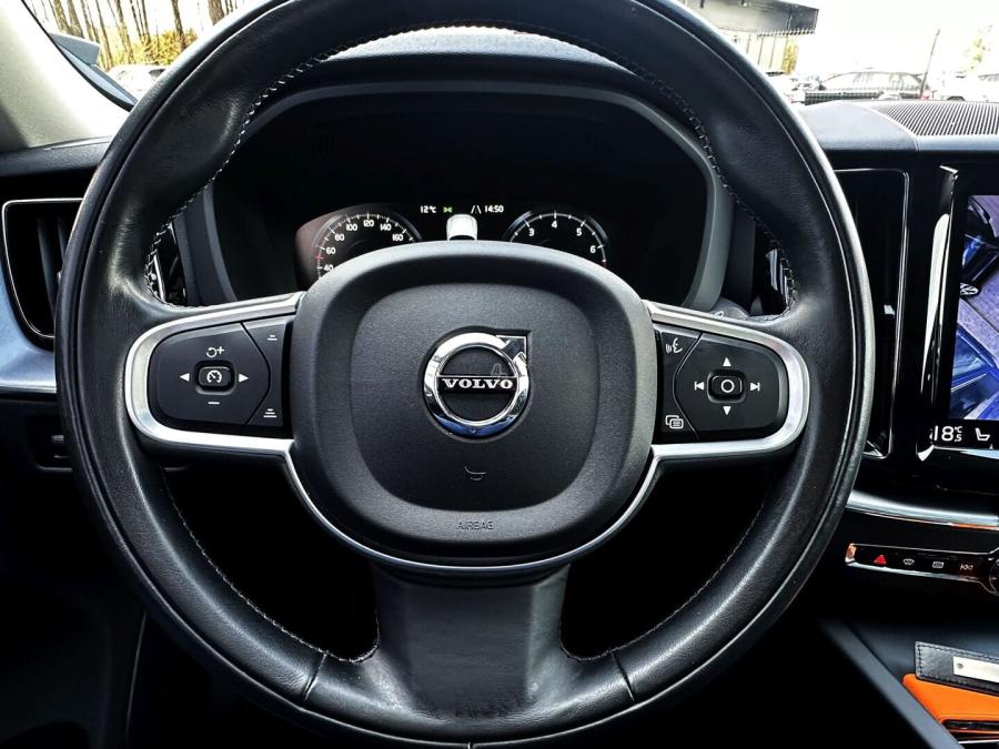 Zils Volvo XC60 2021 Kauņa, ar dzinēja tilpumu 2.00 L un nobraukumu 202 tūkst. km par 23900 €, foto 11 vietnē AUTOMOTO.COM.LV