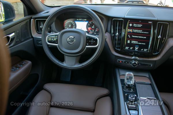 Zils Volvo XC60 2021 Tallina, ar dzinēja tilpumu 2.00 L un nobraukumu 70 tūkst. km par 37900 €, foto 3 vietnē AUTOMOTO.COM.LV