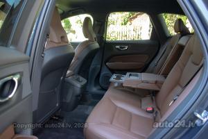 Blue Volvo XC60 2021 in Tallinn, with an engine capacity of 2.00 L and mileage of 70 thousand km for 37900 €, photo 13 on AUTOMOTO.COM.LV