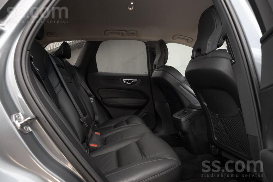Zils Volvo XC60 2021 Jelgava, ar dzinēja tilpumu 2.00 L un nobraukumu 195 tūkst. km par 24000 €, foto 13 vietnē AUTOMOTO.COM.LV