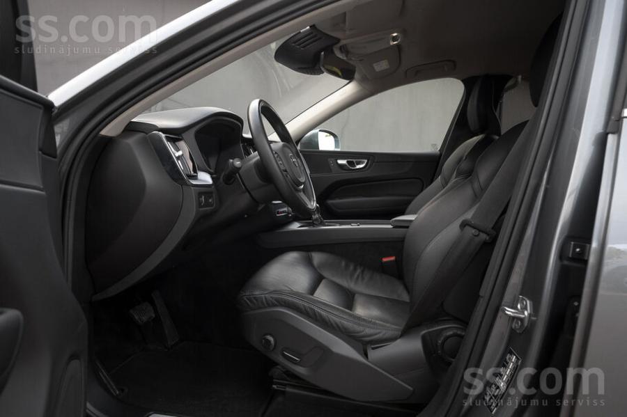 Zils Volvo XC60 2021 Jelgava, ar dzinēja tilpumu 2.00 L un nobraukumu 195 tūkst. km par 24000 €, foto 16 vietnē AUTOMOTO.COM.LV