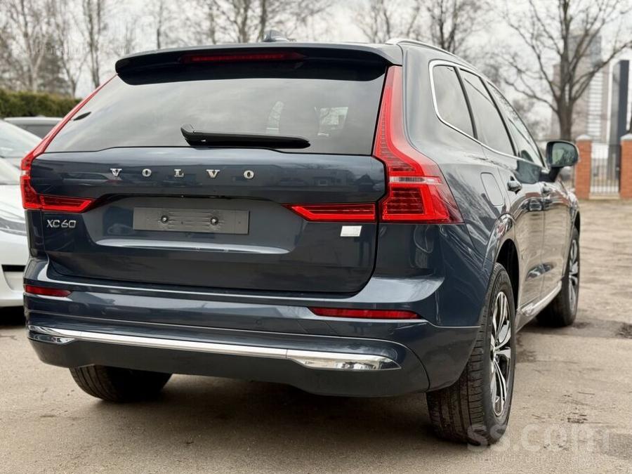 Blue Volvo XC60 2021 in Riga, with an engine capacity of 2.00 L and mileage of 0 thousand km for 32000 €, photo 4 on AUTOMOTO.COM.LV