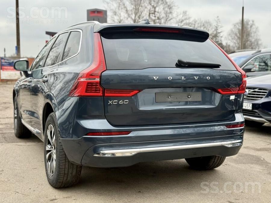 Blue Volvo XC60 2021 in Riga, with an engine capacity of 2.00 L and mileage of 0 thousand km for 32000 €, photo 5 on AUTOMOTO.COM.LV