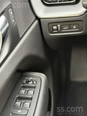 Blue Volvo XC60 2021 in Riga, with an engine capacity of 2.00 L and mileage of 0 thousand km for 32000 €, photo 18 on AUTOMOTO.COM.LV