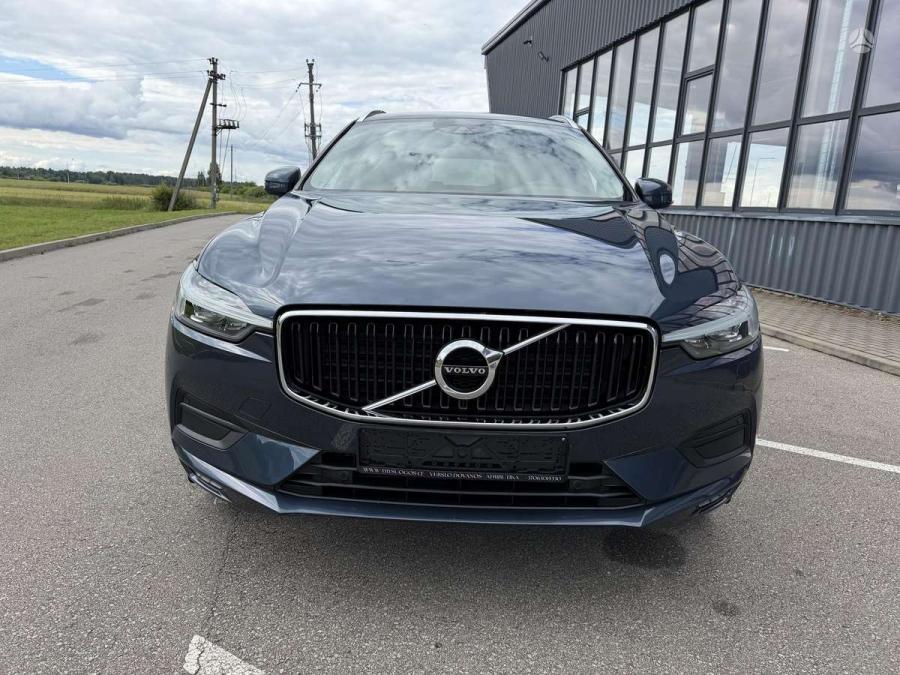 Blue Volvo XC60 2021 in Siauliai, with an engine capacity of 2.00 L and mileage of 250 thousand km for 18950 €, photo 3 on AUTOMOTO.COM.LV