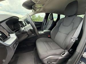 Blue Volvo XC60 2021 in Siauliai, with an engine capacity of 2.00 L and mileage of 250 thousand km for 18950 €, photo 15 on AUTOMOTO.COM.LV