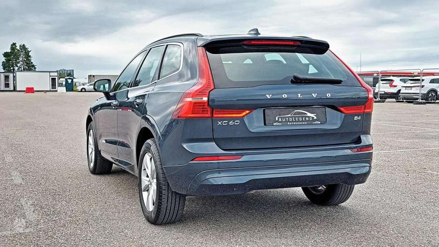 Blue Volvo XC60 2021 in Vilnius, with an engine capacity of 1.97 L and mileage of 83 thousand km for 26990 €, photo 6 on AUTOMOTO.COM.LV