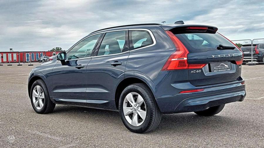 Blue Volvo XC60 2021 in Vilnius, with an engine capacity of 1.97 L and mileage of 83 thousand km for 26990 €, photo 14 on AUTOMOTO.COM.LV