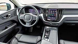 Blue Volvo XC60 2021 in Vilnius, with an engine capacity of 1.97 L and mileage of 83 thousand km for 26990 €, photo 35 on AUTOMOTO.COM.LV